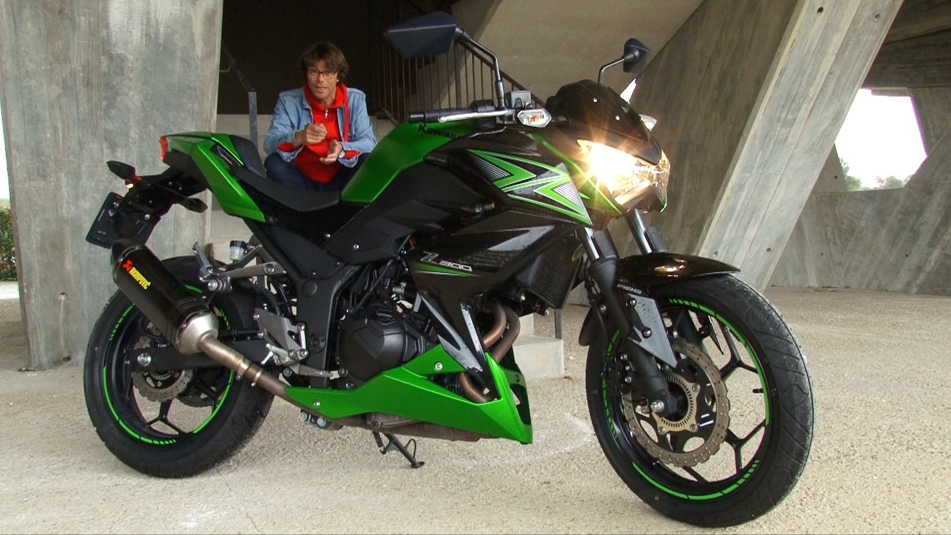 Motor Test: Kawasaki Z300 - MotoMe - S2/04