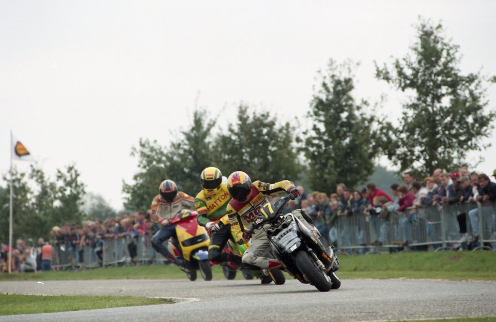 25 jaar brommerrace