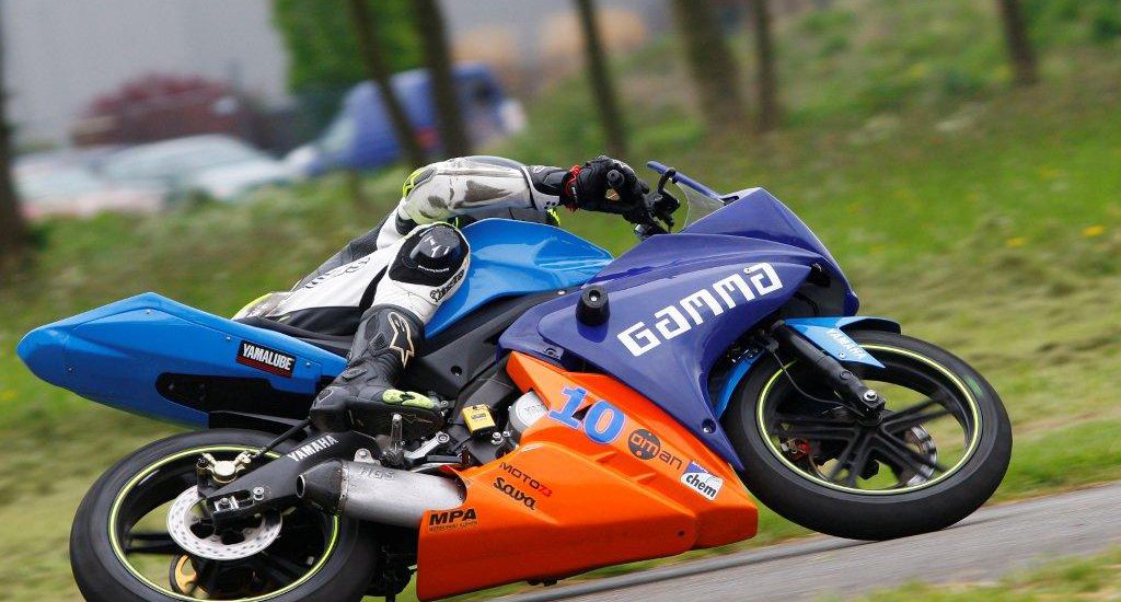 Mooie start van het seizoen - Motor.NL