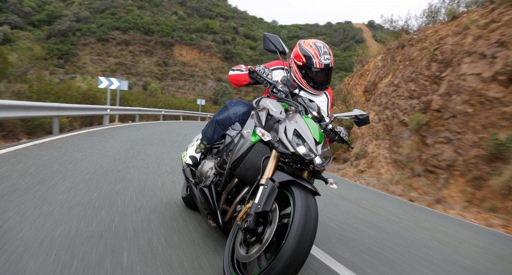 Getest: Kawasaki Z1000 - Motor.NL