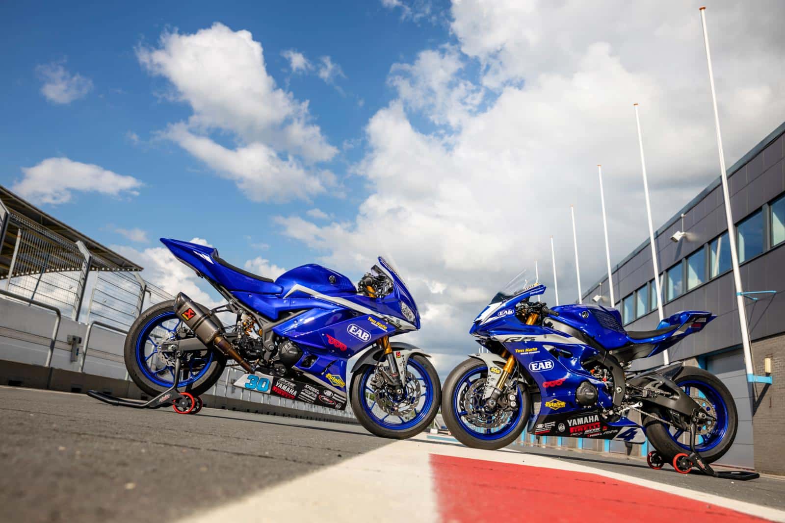 Racertest EAB Racing Ten Kate Yamaha YZF-R6 en YZF-R3