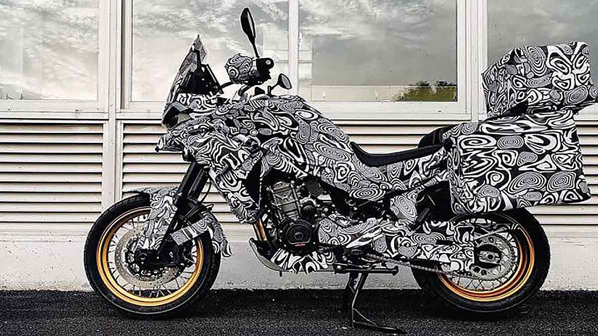 KTM 790 CFMoto MT800 Adventure Gereed KTM 790 CFMoto MT800 Adventure Gereed