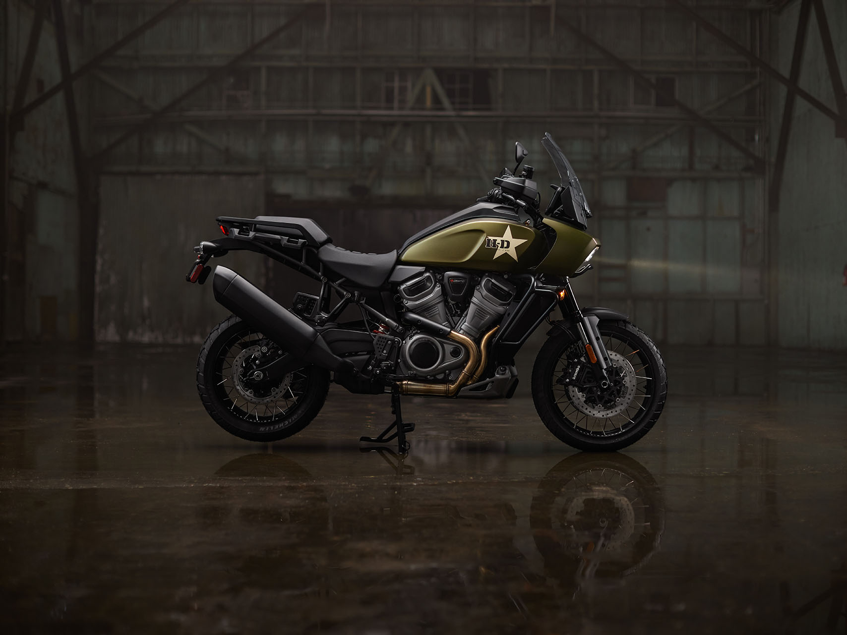 Harley-Davidson eert Amerikaanse strijdkrachten met speciale Pan America