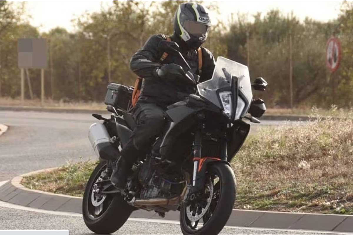 KTM 890 SMT: foto's van de nieuwe crossover