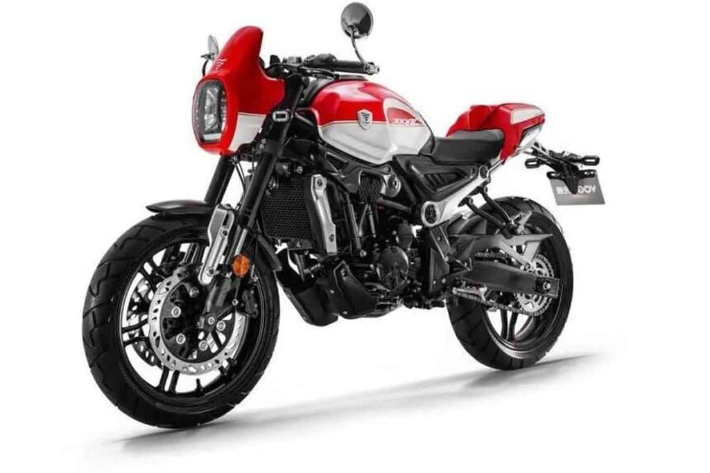 Voge Trofeo 300AC Caféracer: verkoopt dat hier?