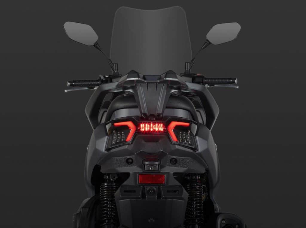 SYM vernieuwt Maxsym 400 en maakt er GT van