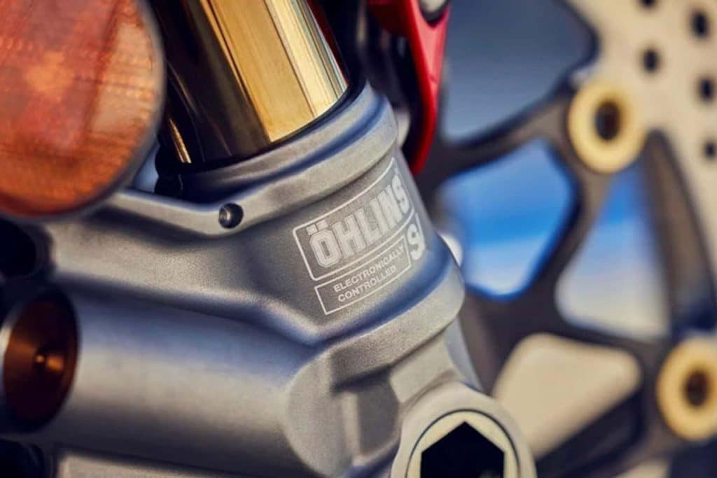 Öhlins introduceert SmartEC3 semi-actieve vering op 2024 Honda Fireblade SP