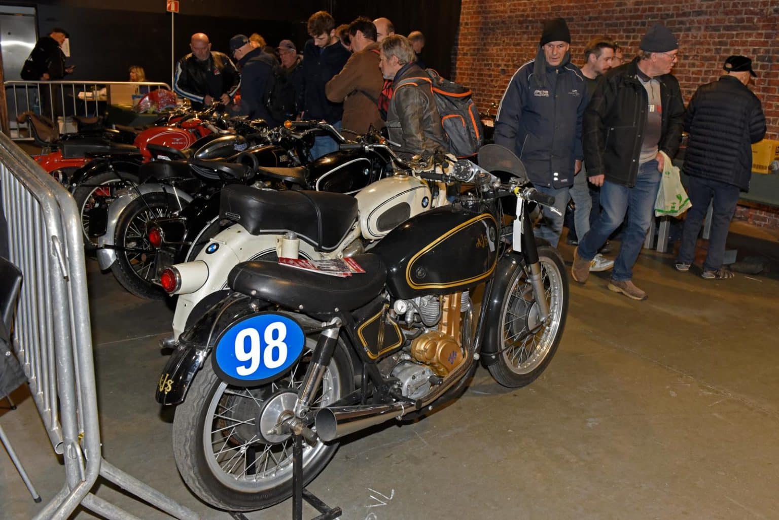 Oldtimerbeurs Veteraanmotoren Houtland: BMW in de spotlights