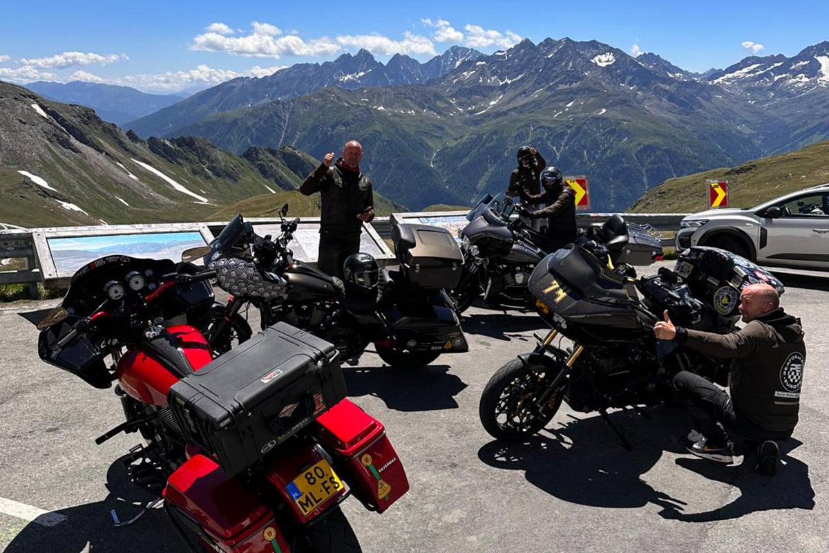 Performance Europe roadtrip: Always riding, never hiding!