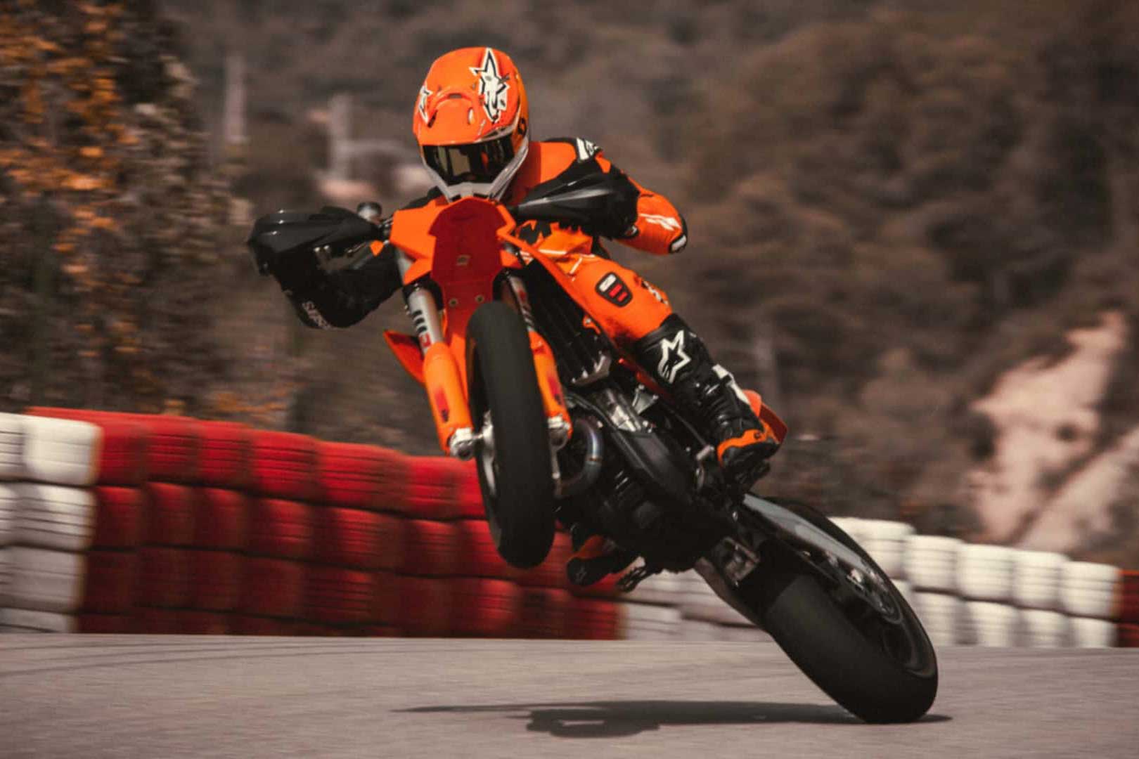 KTM's supermoto-suprematie: 450 SMR 2025
