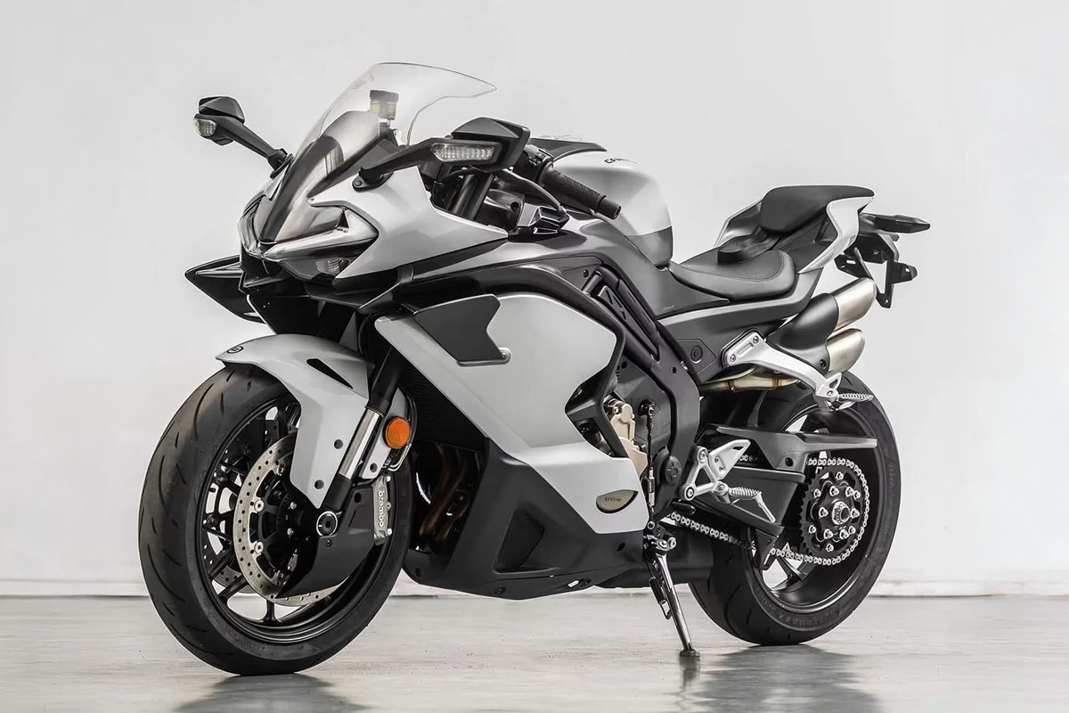 Nieuwe 750cc-sportmotor van CFMOTO