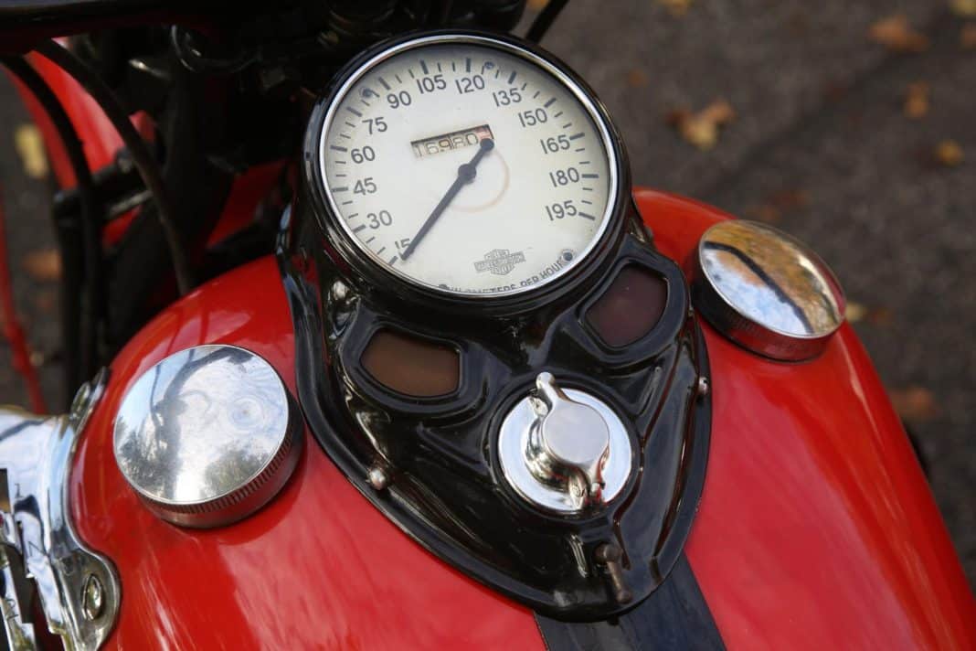 Harley-Davidson W 750 met Goulding zijspan: van Oud tot Goud IJzer!