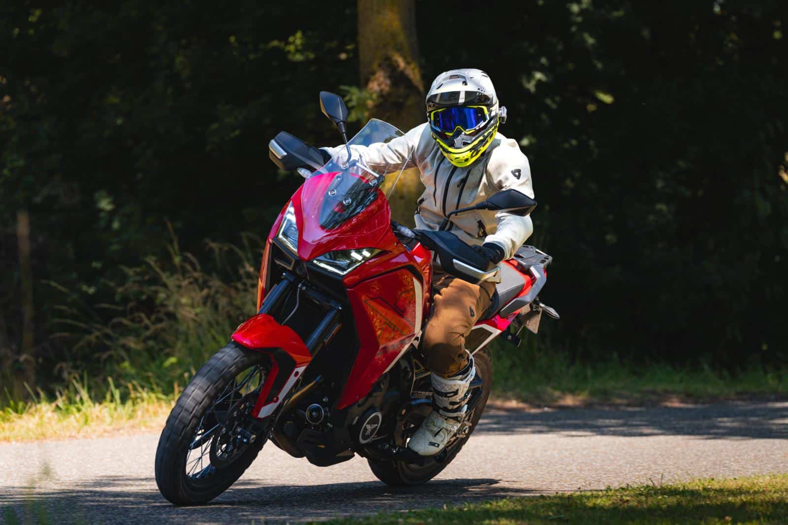Eerste test 2025 Moto Morini X-Cape 700: (r)evolutie?