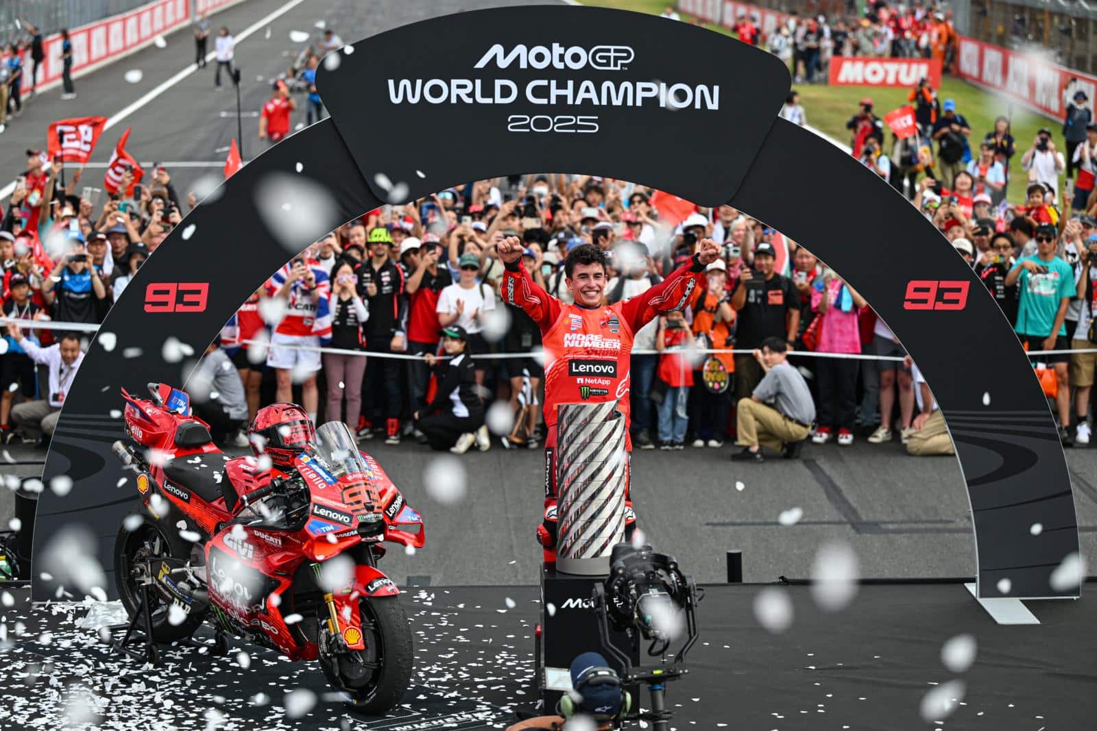 MotoGP Japan 2025: Marc Márquez pakt zevende wereldtitel MotoGP