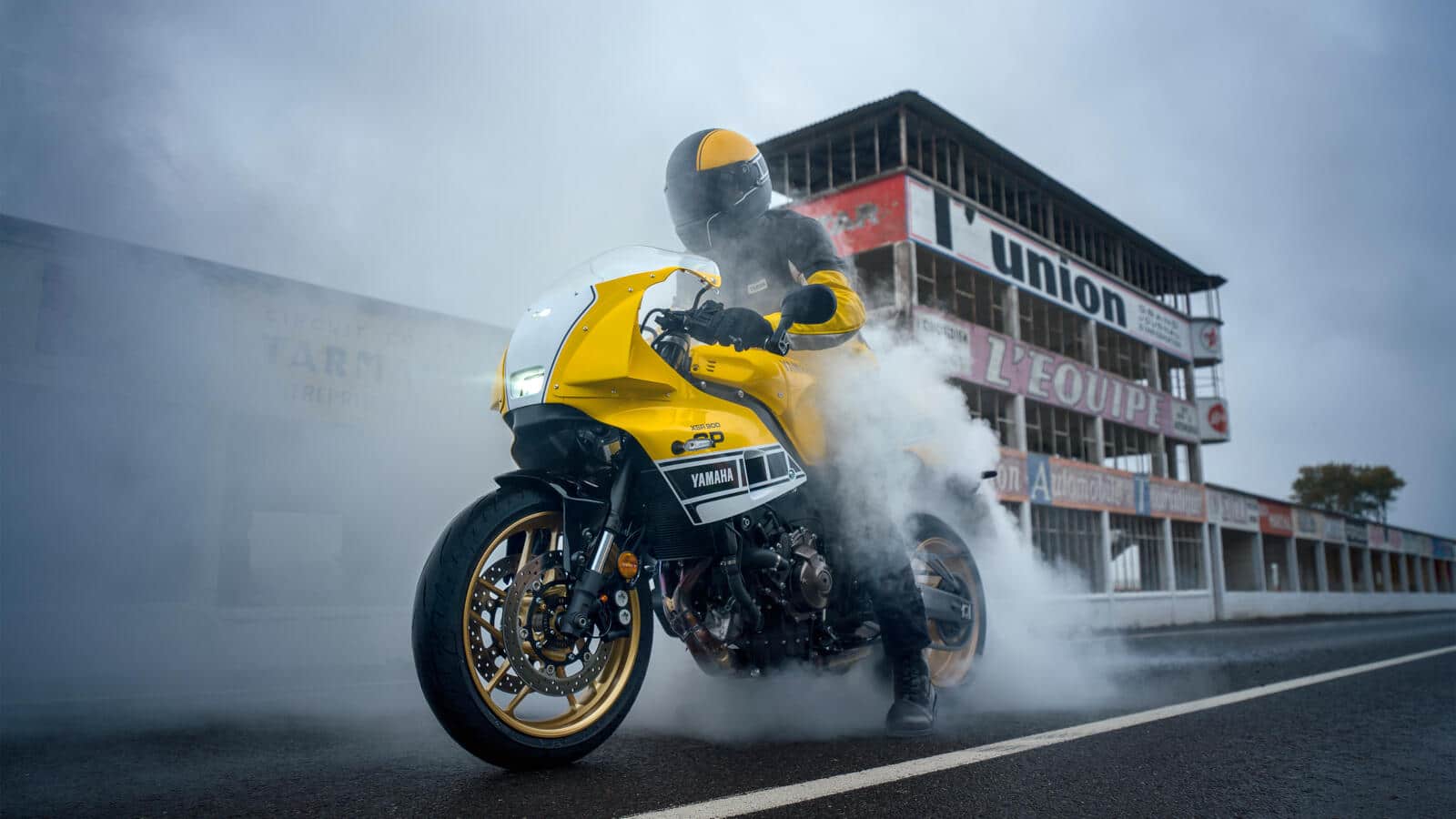 2026 Yamaha XSR900 GP is een eerbetoon aan 'King' Kenny Roberts