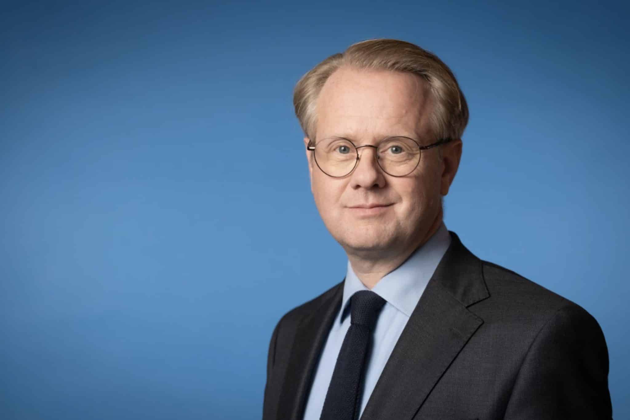 Interview met minister Tieman: 'Een motor-APK is niet nodig'