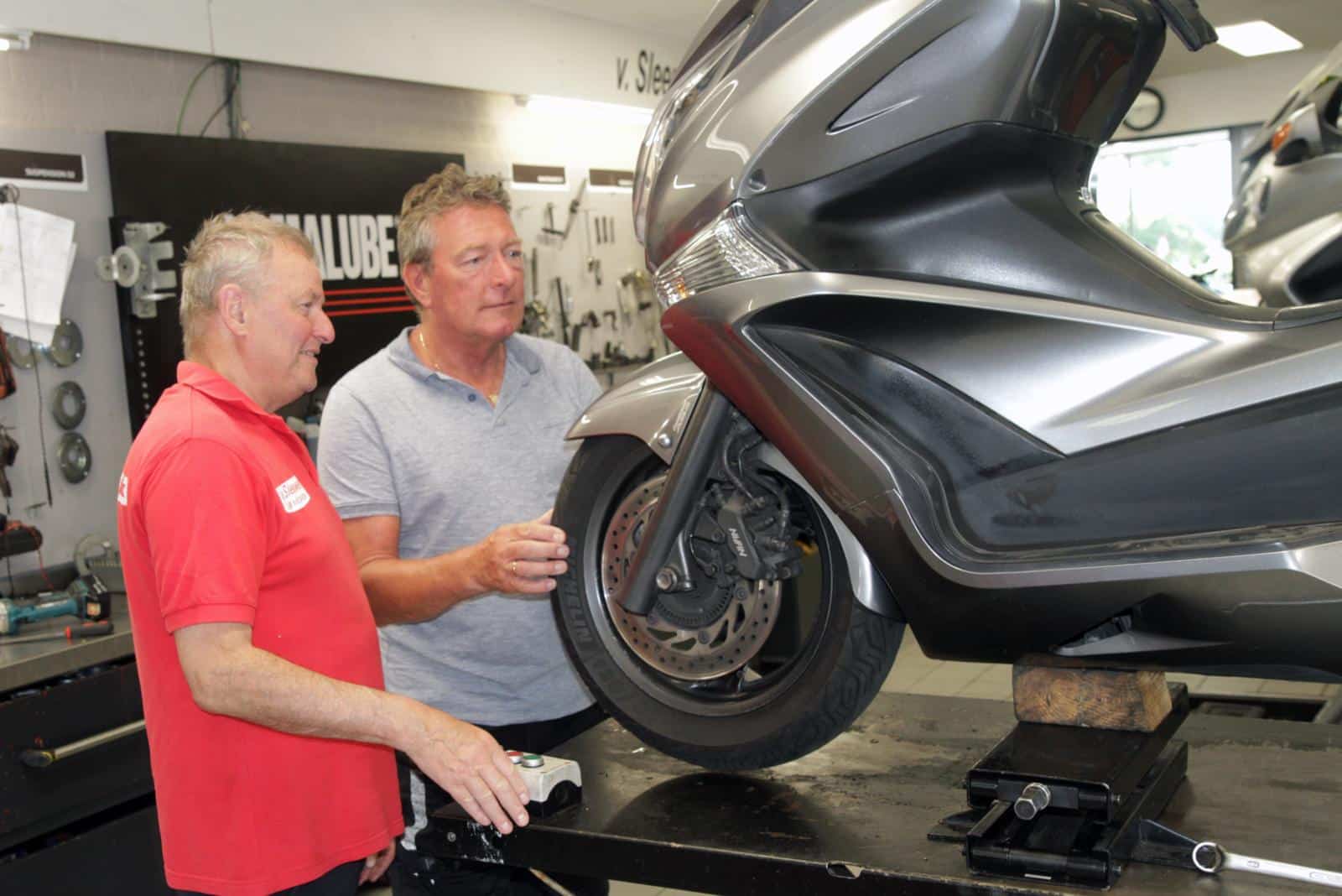 Marathonmotor Honda SW-T400: scooter en Motormuizen gaan goed samen