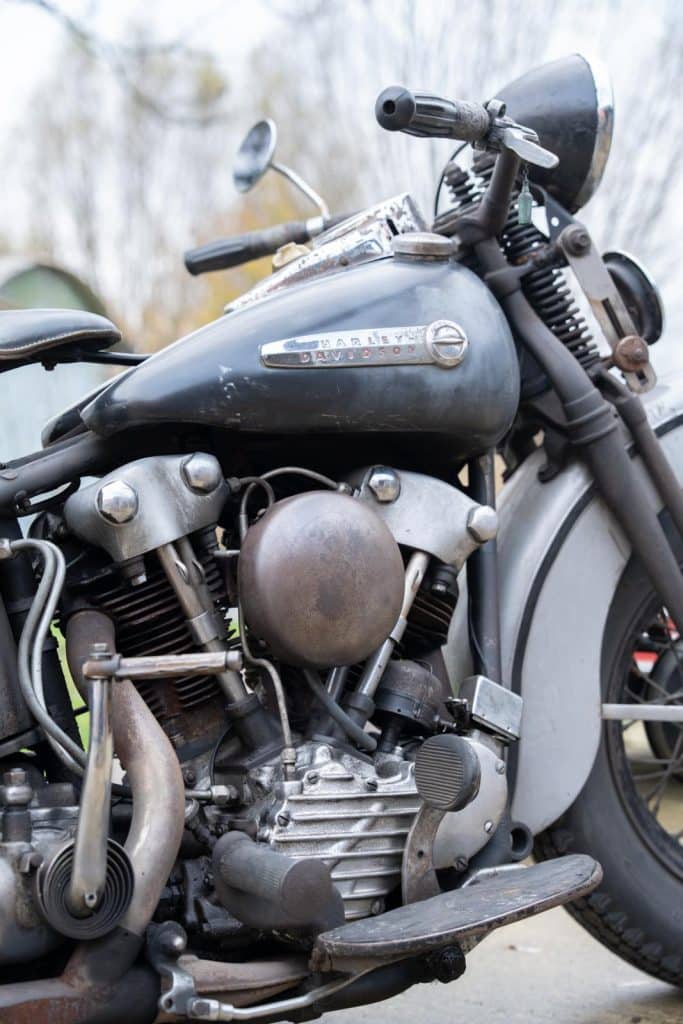 Geerts Knucklehead: dertig jaar Harley-rijden samengebald in één motor